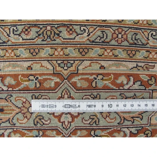 Kashmir Silk Royal
219 x 153 cm