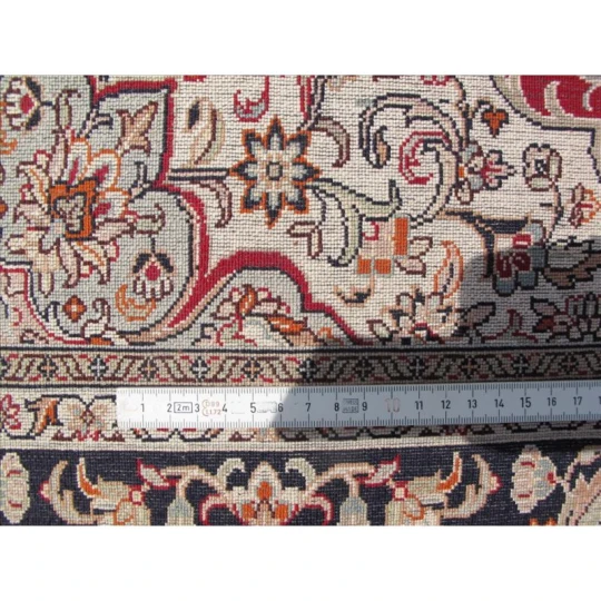 Kashmir Silk Royal
160 x 97 cm