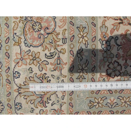 Kashmir Silk Royal
189 x 124 cm