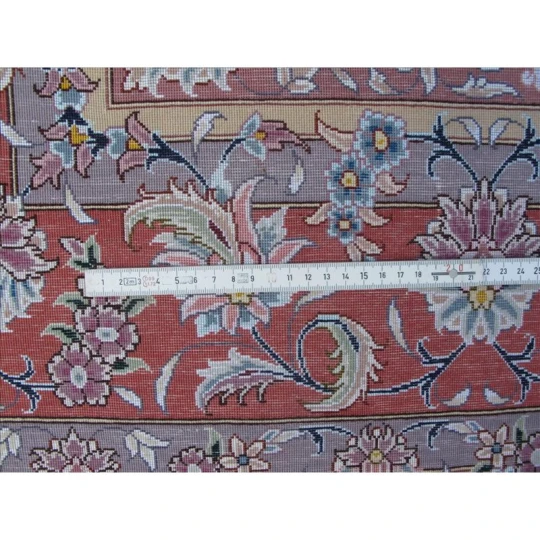 Tabriz Imperial
210 x 148 cm