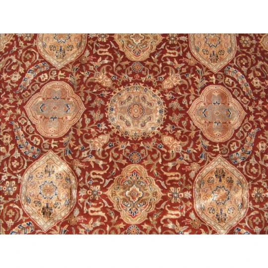 Tabriz Royal
280 x 211 cm