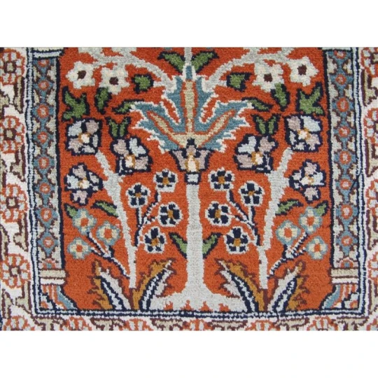 Kashmir Silk Exclusive
60 x 46 cm