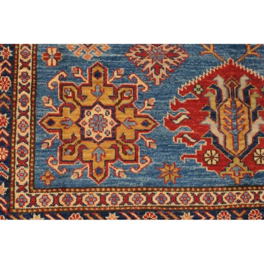 Kazak Exclusive
195 x 180 cm