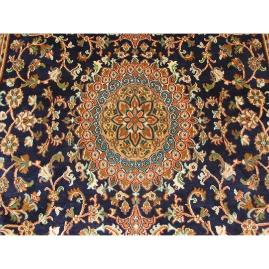 Kashmir Silk Royal
155 x 93 cm