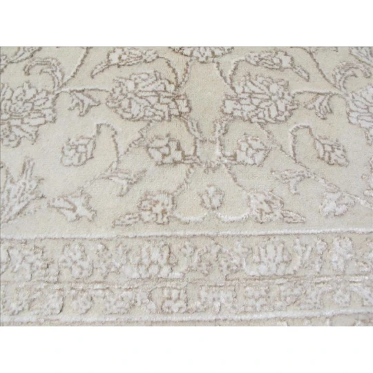 Tabriz Royal
243 x 161 cm