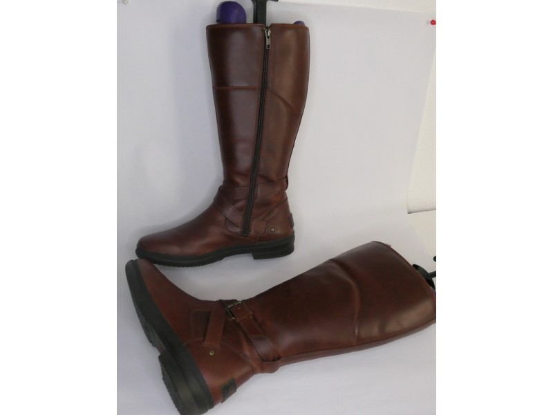 UGG CIZME DO KOLENA broj 40,5