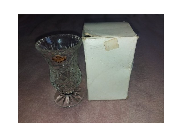 Kristalna vaza(12cm)