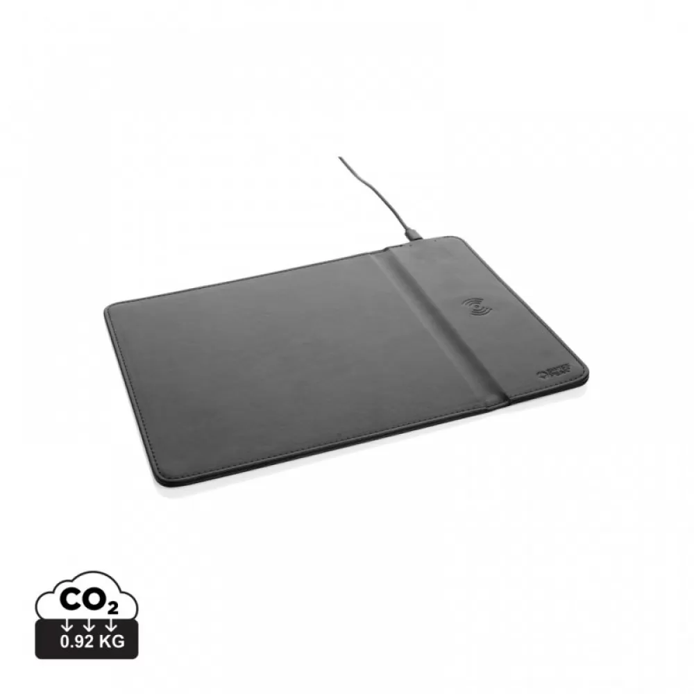 Swiss Peak RCS recycled PU 10W wireless charging mousepad