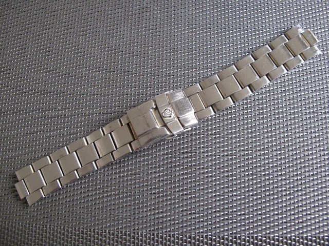 Metalna narukvica za sat u srebrnoj boji