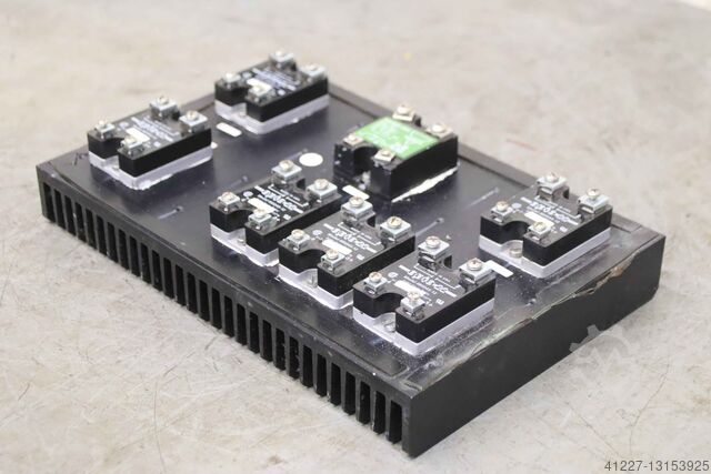 Solid State Relay 7 Pieces with Heat Sink
opto 22 electromatic 480D45-12 RA4425-D08