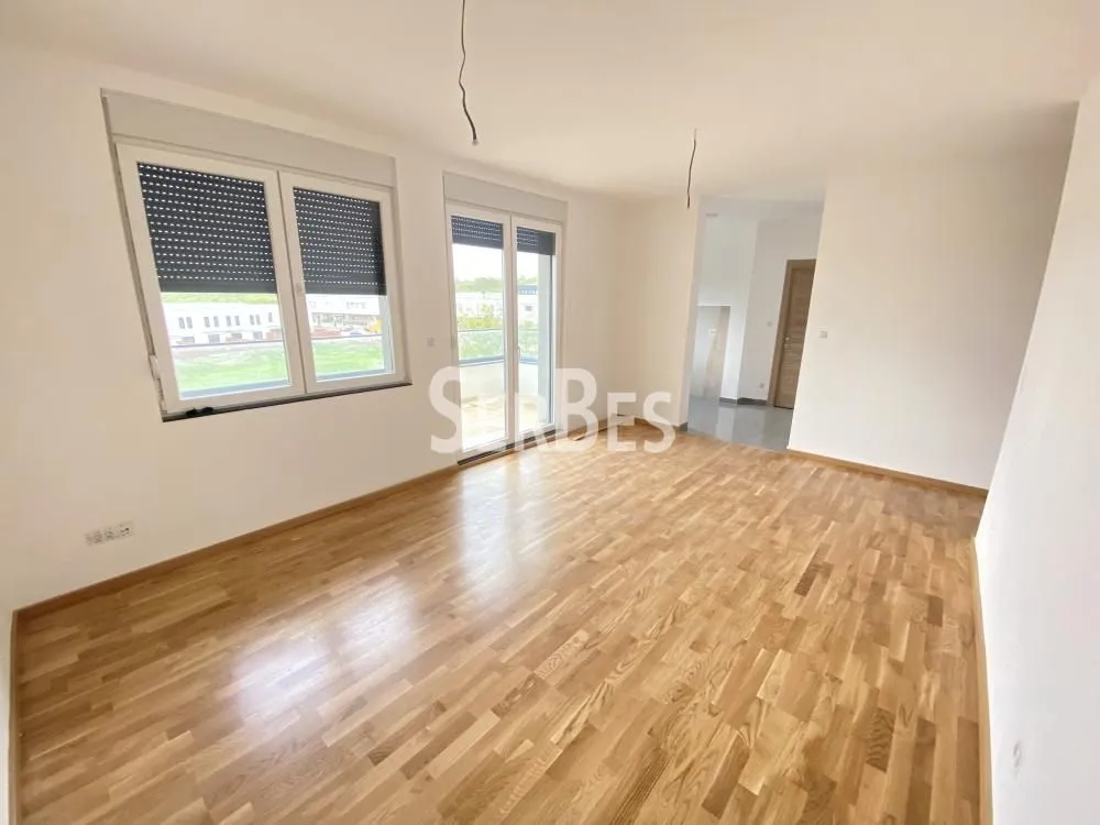 Prodaja, četvorosoban stan, 85m2, Alibegovac, Petrovaradin, Novi Sad