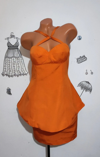 Narandžasta korset haljina