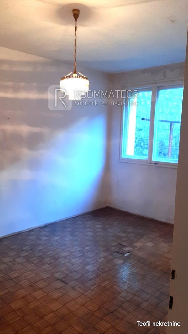 Zemun, Dvosoban stan na prodaju, 50m2, 114.000€