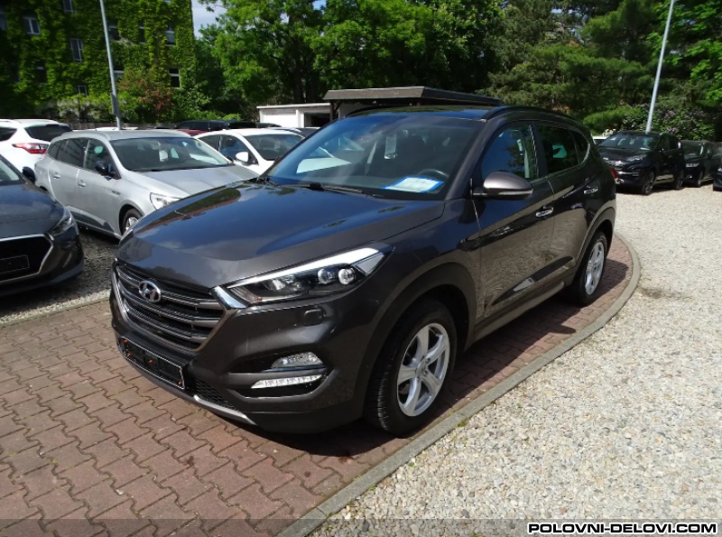 Hyundai Tucson 2.0 CRDI Kompletan Auto U Delovima