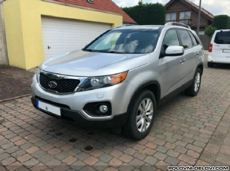 Kia Sorento 2.2 CRDI Kompletan Auto U Delovima