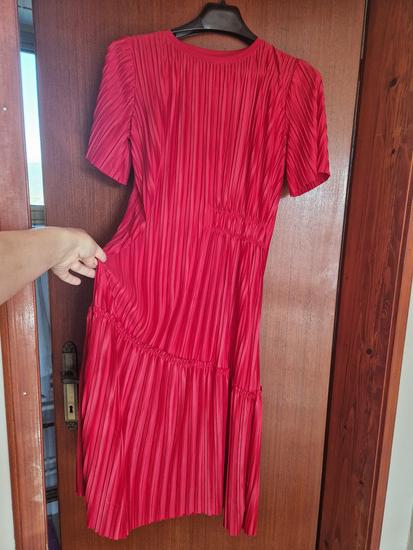 Crvena Zarina haljina