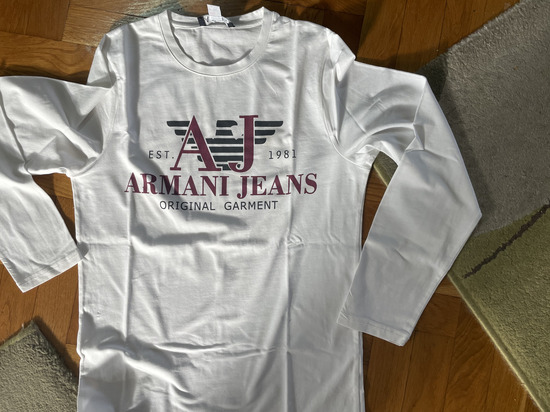 Armani jeans majica