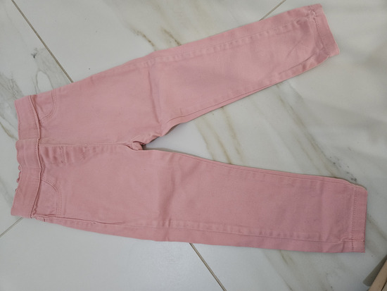 Nove pantalone vel 92/98