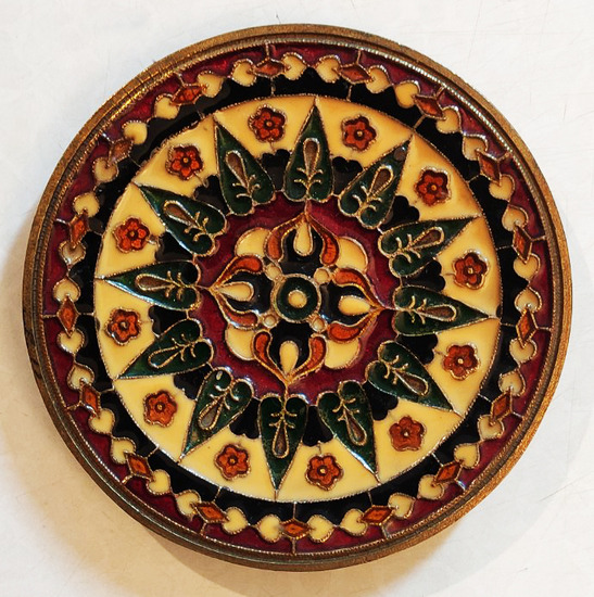 Mesingani rucno oslikani tanjir precnika 11 cm