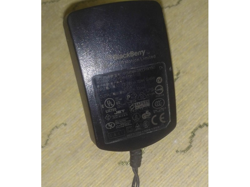 Adapter 5V 700mA