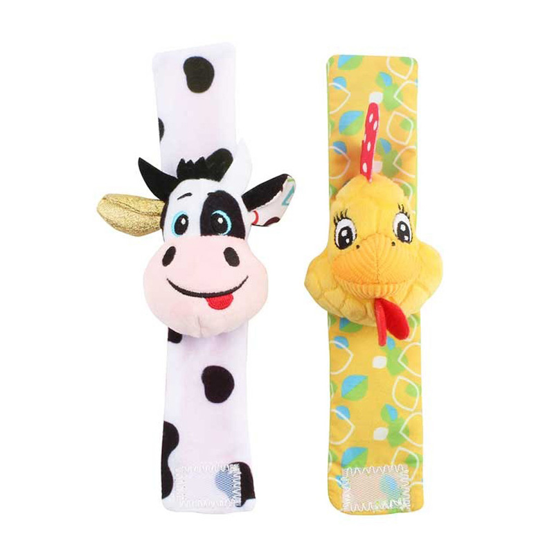 Bali Bazoo Plišana narukvica zvečka za bebe Farm Rattle BZ85684