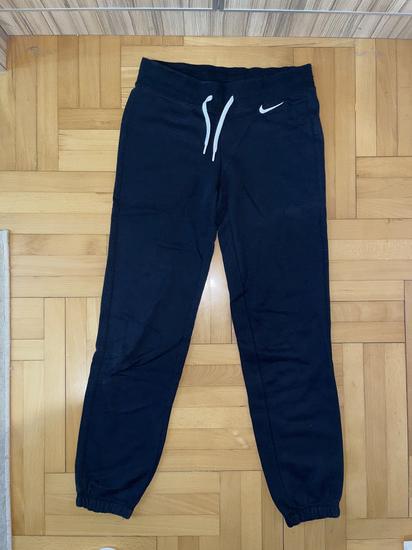 Nike original donji deo trenerke