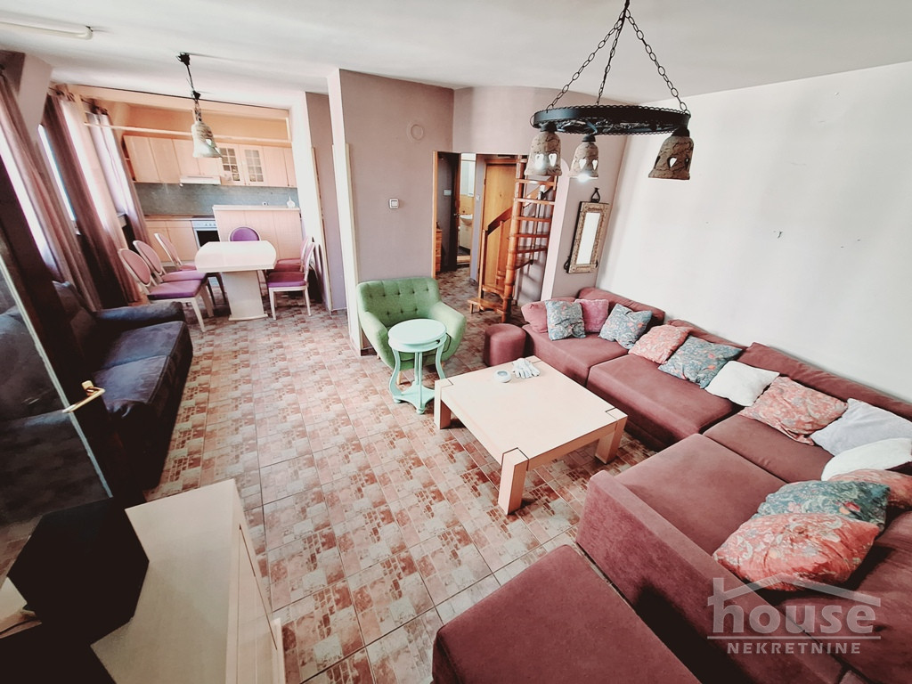 Stan,NOVI SAD,BULEVAR 92m2,154500€ , ID: 1058716