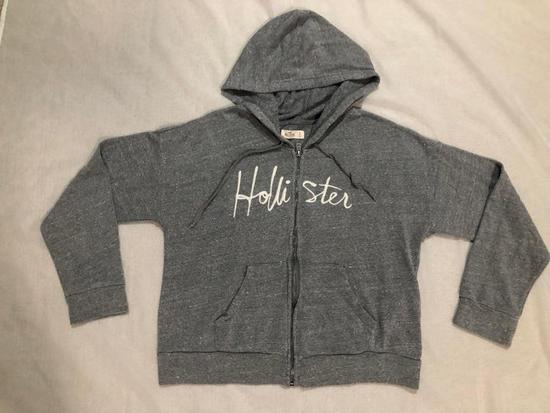 Hollister original sivi zenski duks