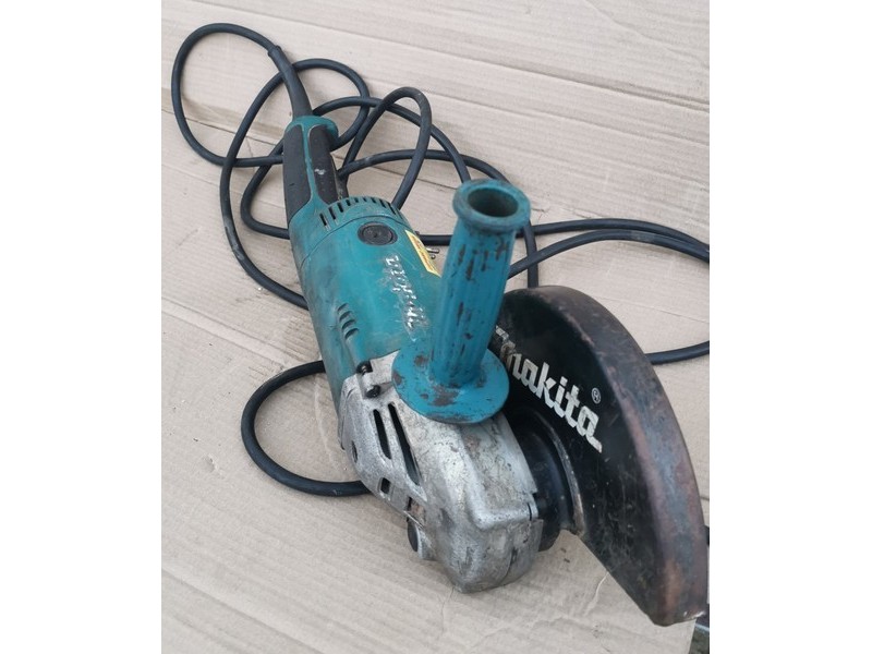 MAKITA GA 9020 PROFI VELIKA BRUSILICA