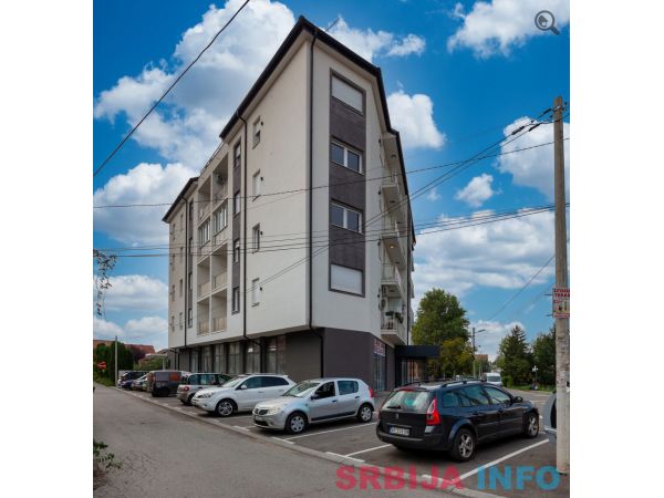 Trosoban Apartman Money M Beograd Zemun