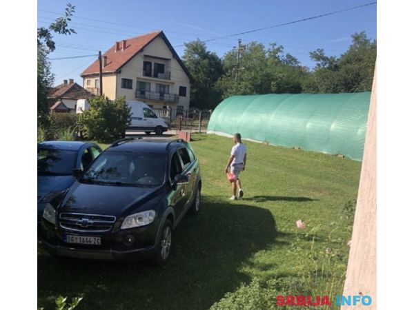 Prodaja kuce sa razradjenim poslom