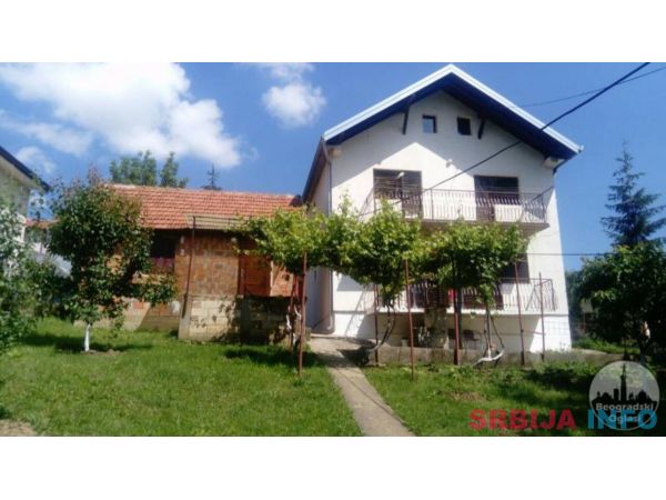 Porodična kuća - Kaluđerica - 136+66 m2