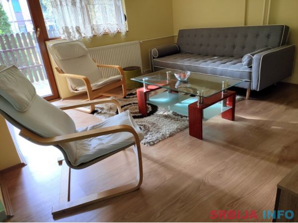 Borca, dvosoban stan 51m2 u ulici Miladina Zarica