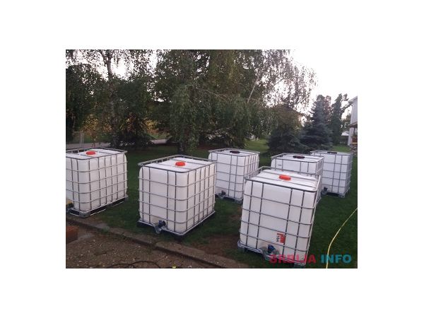 Plasticni IBC kontejneri cisterne od 1000 l