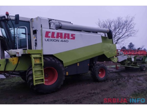 Claas Lexion 440