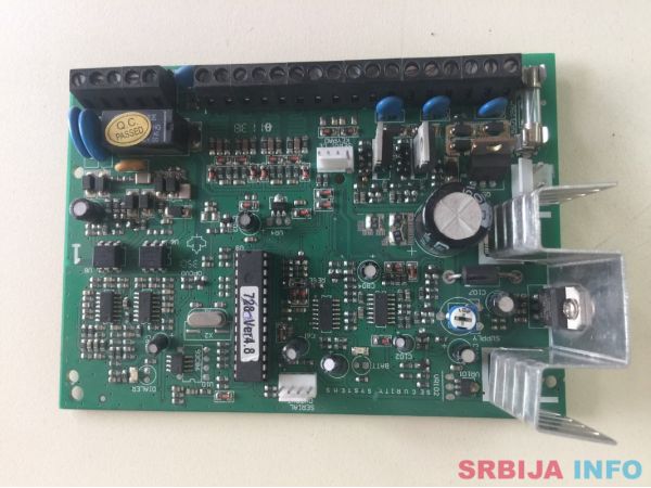 Alarmna Centrala Paradox PA-728 osnovna ploča