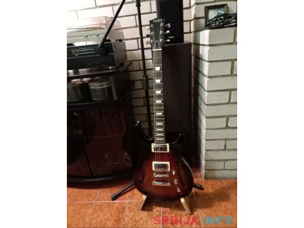 ALBA jazz blues poluakustična gitara i laney lg20r