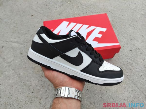 Nike Dunk Low Panda