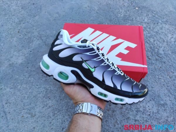 Nike Air Max Plus White Black Mint