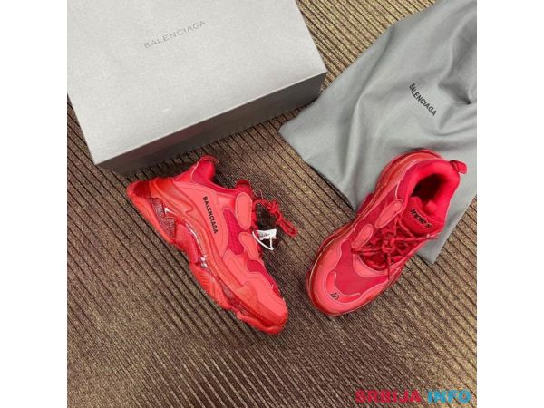 Balenciaga Triple S red