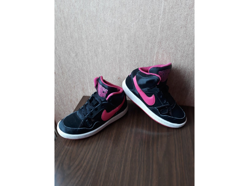 PATIKE "NIKE" br. 28/18cm.