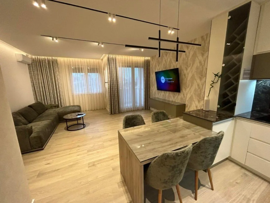 Prodaja, trosoban stan, 78m², Filmski Grad, Beograd