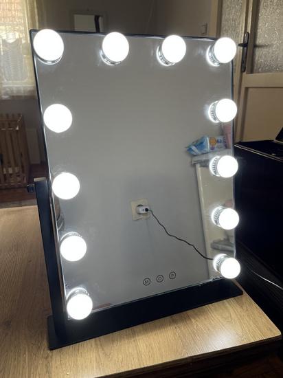NOVO ✨ Ogledalo sa svetlom