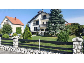 4-etažna kuća na prodaju, Ibarska magistrala Lazarevac, 180.000, 323m