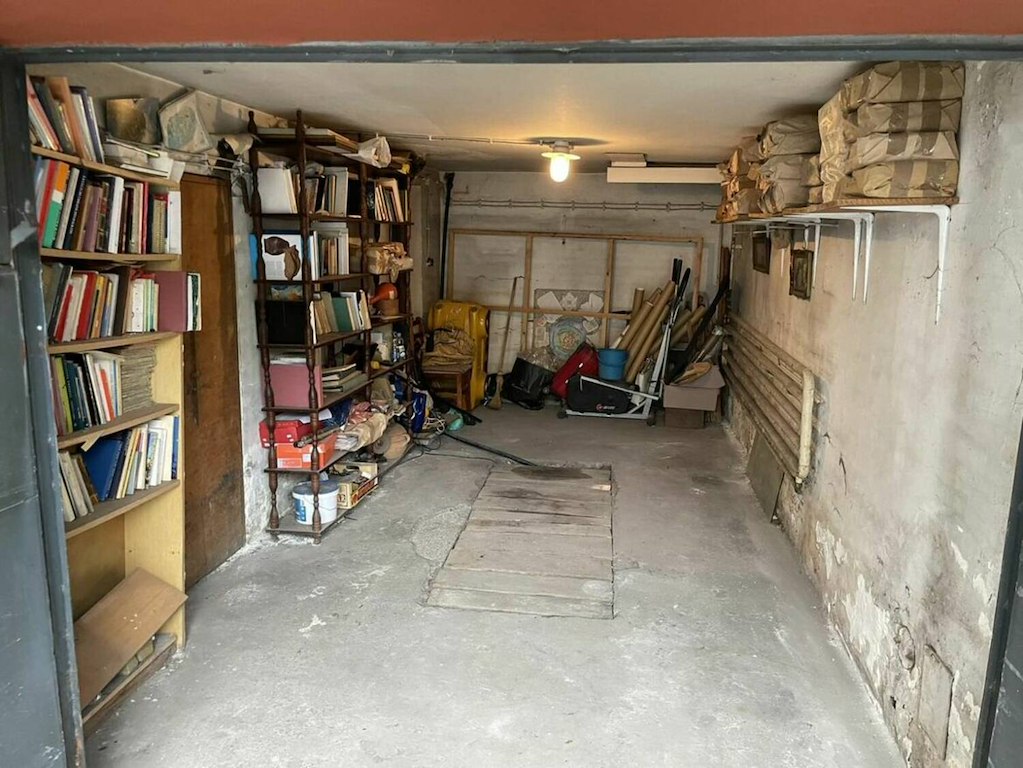 garaža kej