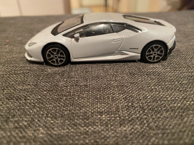 LAMBORGHINI HURACAN LP 610-4