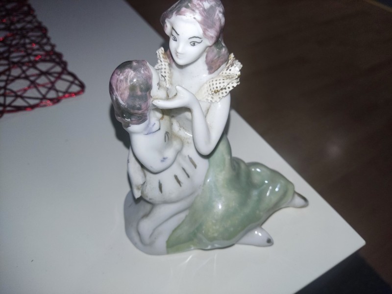 Figura dve sestre