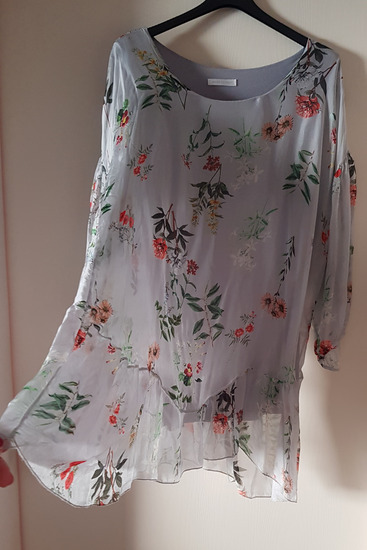 Italijanska svilena haljina/ tunika, floral print