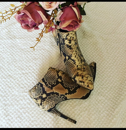 Kožne zmijske cipele