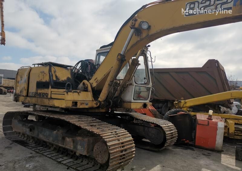 Liebherr 922 bager guseničar po rezervnim delovima